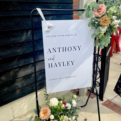 20 Personalised Menus With Place Name Tag and Gold Teardrop - Etsy UK