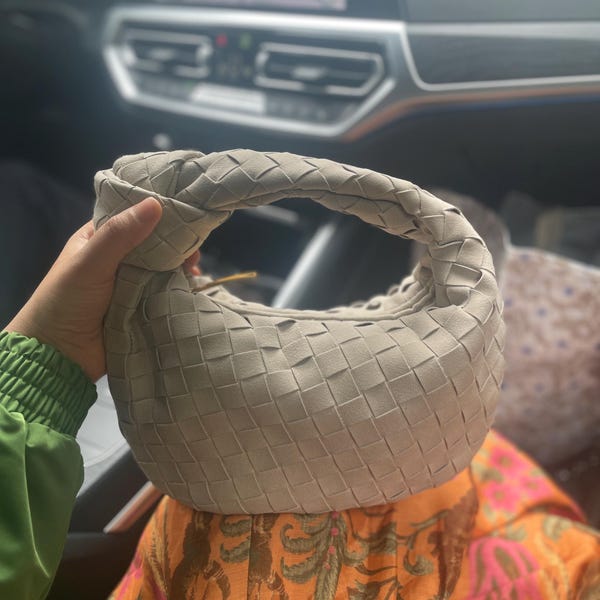 Luxury Dumpling Clutch Woven Design Handbag Women Best Seller Purse ...