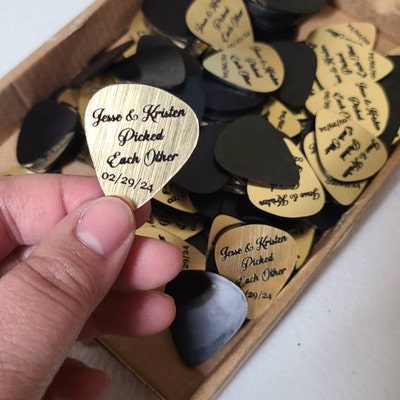 PERSONALISED GUITAR PLECTRUM Acrylic Music Themed Wedding Table ...