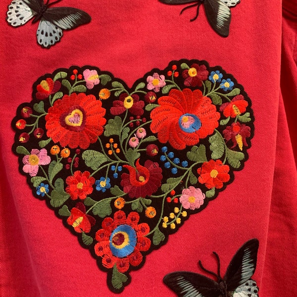 Iridescent Realistic Butterfly Embroidery Applique / High Quality Iron ...