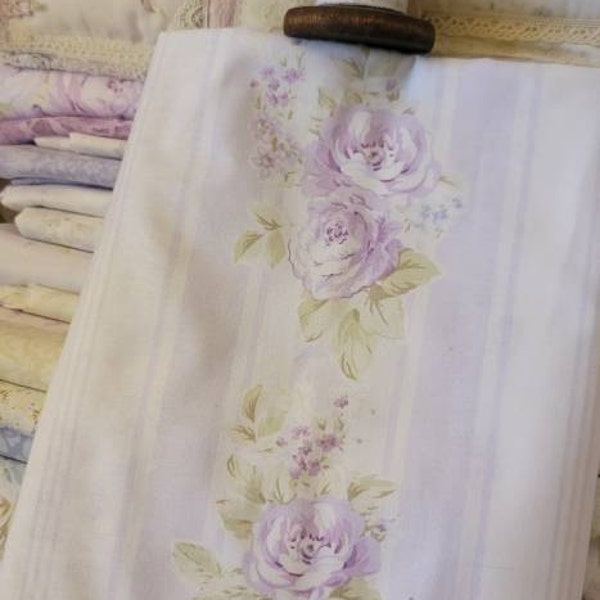 Pine and Holly Table Runner Pattern by Norma Whaley of Timeless ...