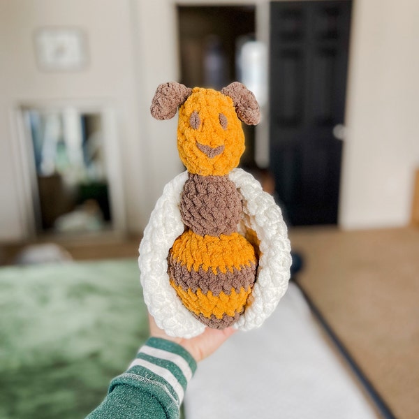 Crochet Leo the Bee PATTERN | Amigurumi Plushie | Crochet Snuggler ...