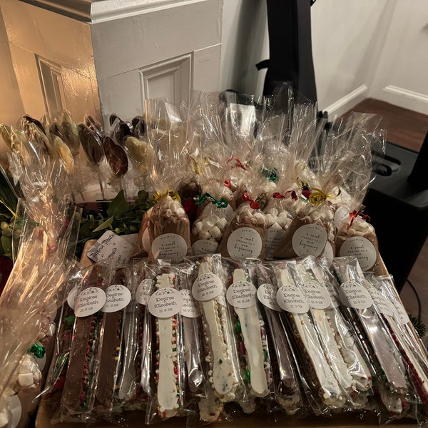 12 Sets (24 Oreos Total) Chocolate Dipped Bride and Groom Oreos ...