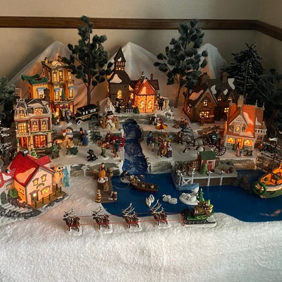 Christmas Village Display Mountain Backdrop for Lemax, Dept 56 ...