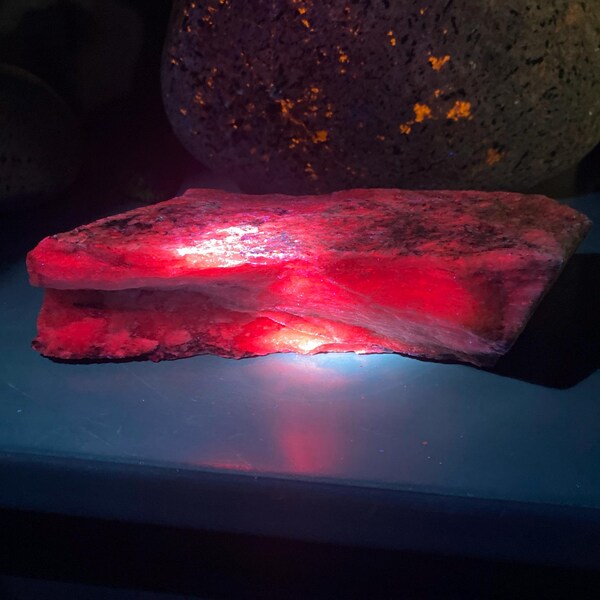 Phlogopite and Diopside “starry Night” - UV Fluorescent Minerals From ...