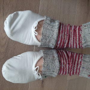 Knitting Instructions for Rotten Socks, Socks With a Wave Pattern, Plus ...