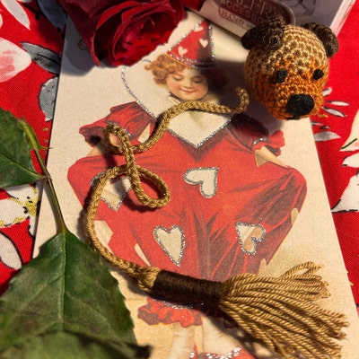 Micro Crochet Floral Bookmarks, Pansy, Red Micro Mushroom, White Daisy ...