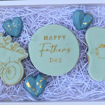 Cake Piping Guide Acrylic Template by Georgia's Cakes, Lambeth Cake ...