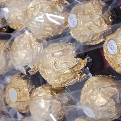 Large Ferrero Rocher Snickers Chocolate Heart Platter Bouquet Gift ...