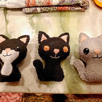 Cute Felt Cat Sewing Pattern Felt Animals Siamese Cat Black Cat Cat ...