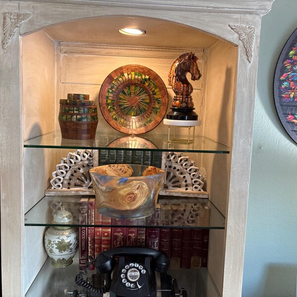 10" Stylized Plate - Etsy