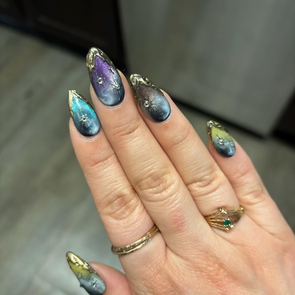 Celestial Galaxy Press on Nails by Auritanails | Gold Star & Cosmic ...