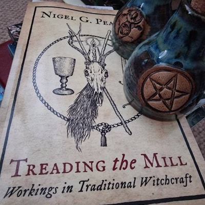 The Witch Compass: Working With the Winds in Traditional Witchcraft. by ...
