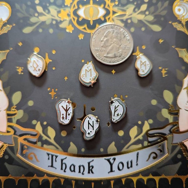 ANTIQUE OIL LAMP. Enamel Pin. Gold Finish. Hard Enamel. Dark Academia ...