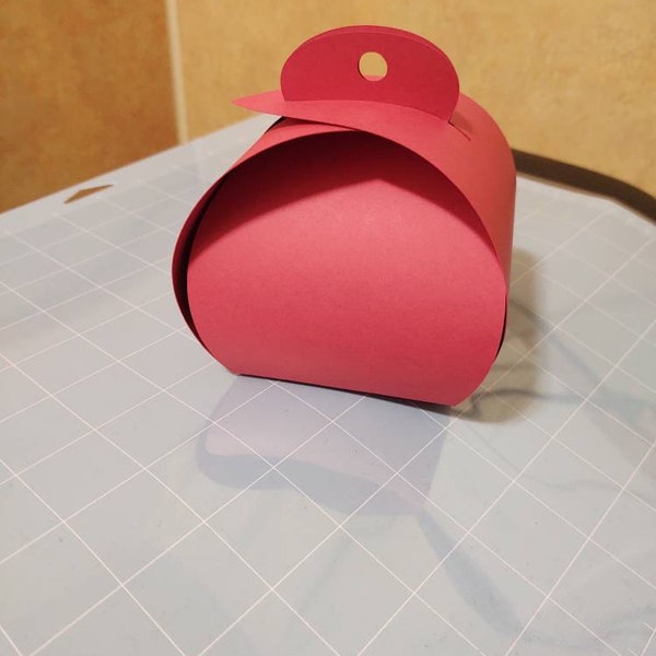 Curvy Box Template V1 - Gift Box, Treat Box, Favor Box, Soap Box, Toy ...