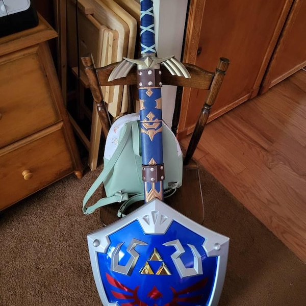 Hylian Shield - Zelda Life Sized 1:1 Metal Replica BOTW, TOTK, Ocarina ...