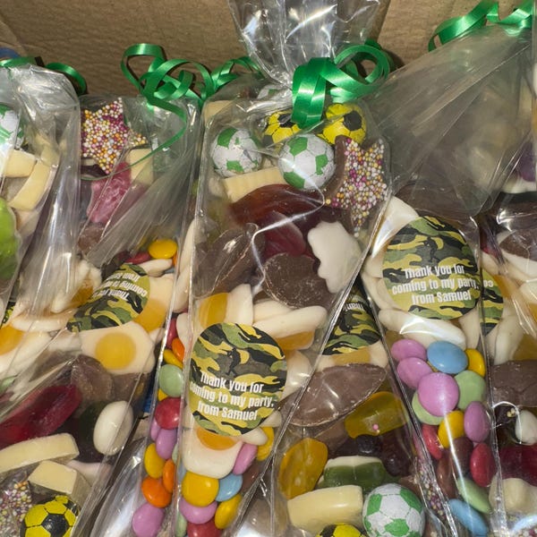 Football Sweet Cones – Party Favours - Any Team - Boys - Girls ...