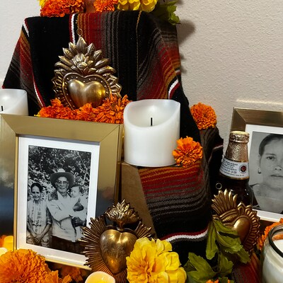 Sacred Heart Milagro Heart Antique Gold Heart Box Catholic - Etsy