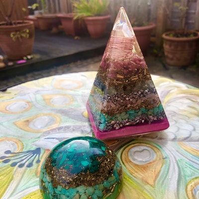 Powerful Orgonite® Orgone Pyramid medium 2.75 X 4.25 Inches Heart ...