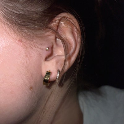 18g Dainty Starburst Piercing single, Screw Ball End Piercing, 925 ...