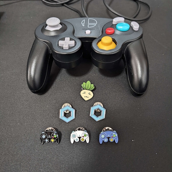 Nintendo Gamecube Controller Enamel Lapel Pin in 6 Colors - Super Smash ...