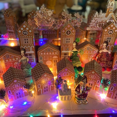 Printable Advent Calendar, Gingerbread Houses, DIY Paper Christmas ...