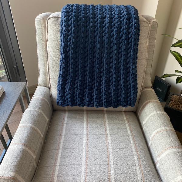Navy Chunky Throw, Blue Throw. Blue Chunky Crocheted Blanket - Etsy