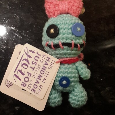 Mini Scrump Doll, Lilo and Stitch Amigurumi, Keychain Zipper Charm - Etsy