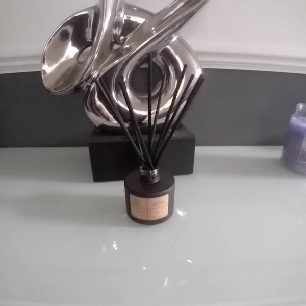 Reed Diffuser Oil Refill in 150ml or 300ml Amber Glass Bottles. Premium ...