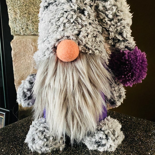 Large Deep Red and Gray With Plaid Home Gnome - Etsy