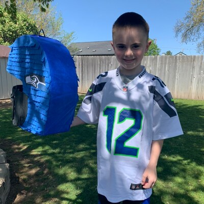 Custom Team Football Helmet Pinata - Etsy