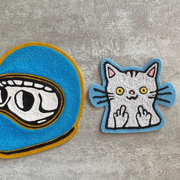 Panther Chomping on a Skull Tattoo Flash Chainstitch Embroidery Patch ...