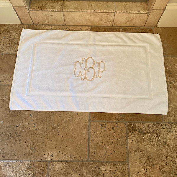 Monogrammed Bath Mat - Etsy