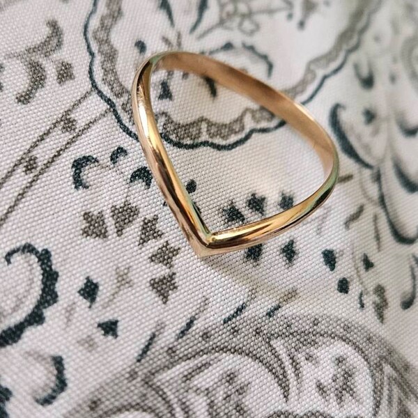14kt Gold Filled Chevron Ring . Handcrafted - Etsy