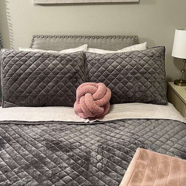 CROCHET PATTERN ⨯ Knot Pillow ⨯ the Mare - Etsy