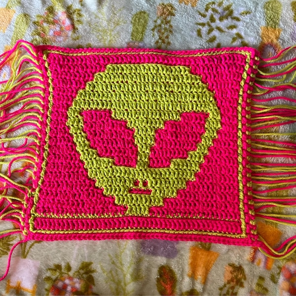 PDF PATTERN - "halloween - Eerie Alien" Mosaic Crochet Square - Etsy