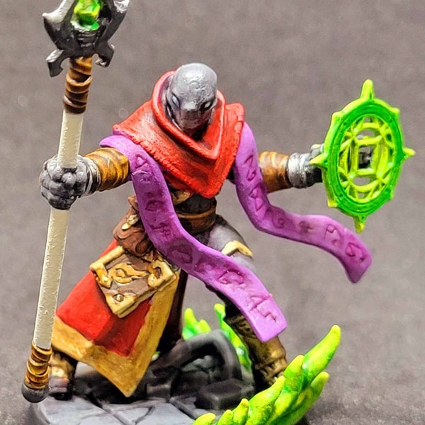 Dnd Warforged Wizard Miniature Amber Secretflame DND Dungeons and ...