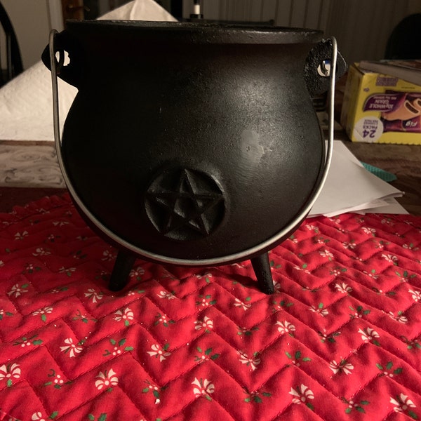 Large Black Cauldron Black Cast Iron Cauldron Witchy Decor Ritual ...