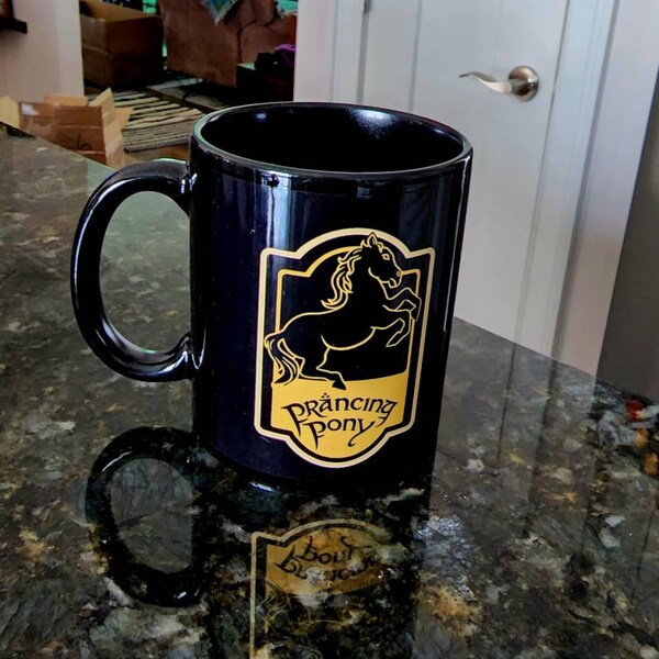 Threat Level Midnight Sticker // the Office // Agent Michael Scarn - Etsy