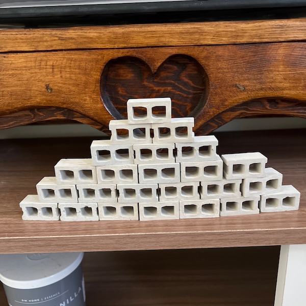 Mini Cinder Blocks Made of Cement With Pallet - Premium Quality - 1/12 ...