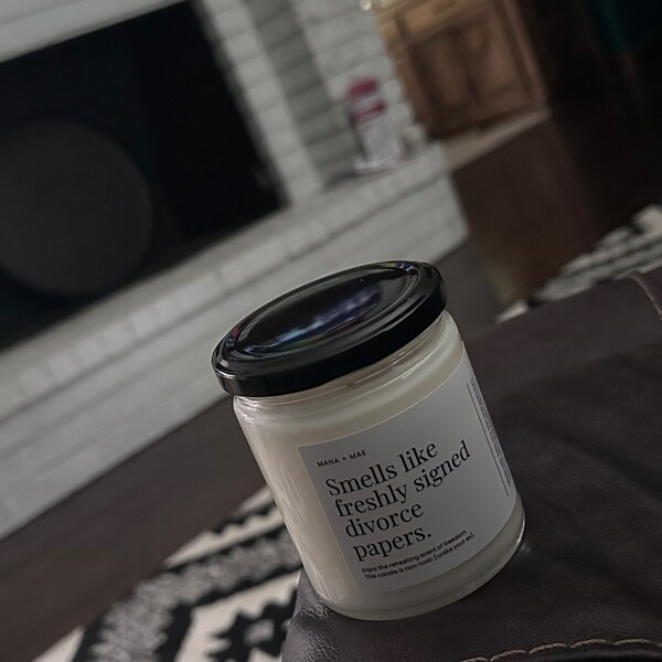 Smells Like Signed Divorce Papers Scented Soy Candle, Divorce Candle ...