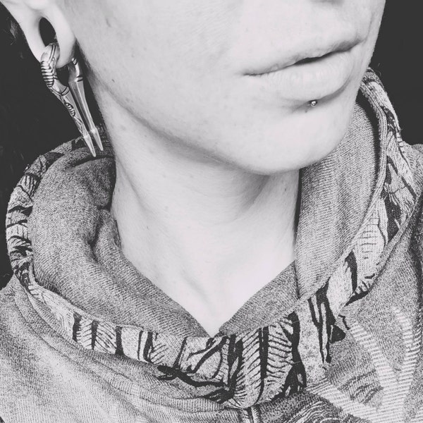 Alien Xenomorph - Silver Ear Weights - Ear Hangers - Hr Giger - Keyhole ...