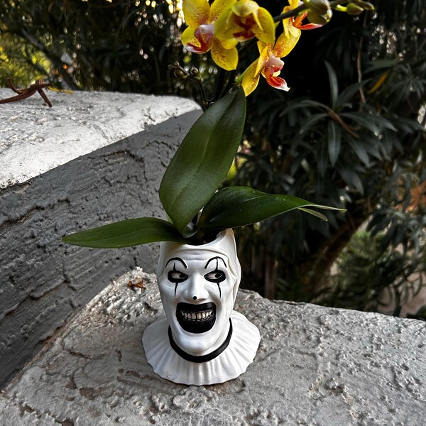 Art the Clown Planter - Etsy