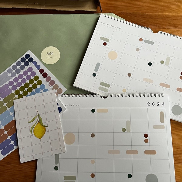 Geburtstagskalender mit floralen Motiven, Kalender mit Ringbindung ...