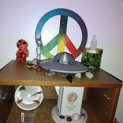 Flying Saucer Spaceship UFO UAP Alien Craft Collectible or Engagement ...