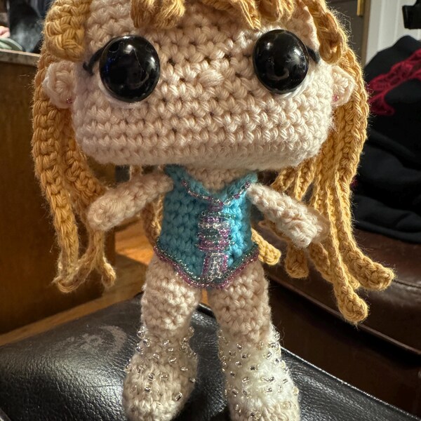 Taylor Swift Amigurumi Crochet Pattern, Funko Pop Style (PDF) - Etsy