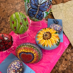 Rose Garden Painted Rock-hand Painted Rose Rock-rock Art-stone Art ...