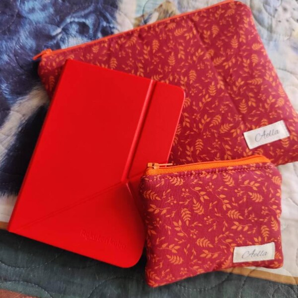 Book Sleeve With Bow, Book Sleeve, Pouch, Quilted Book Sleeve, Gift for ...