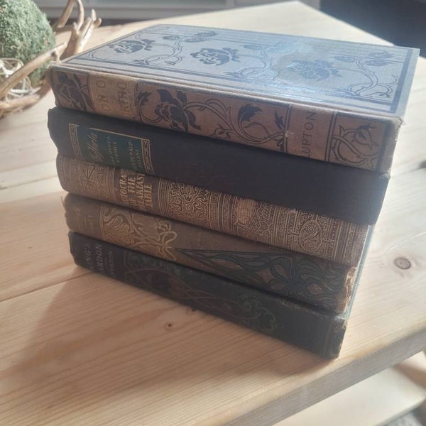 Vintage Book Stack Hardback Book Bundle Antique Book Stack Shelf ...