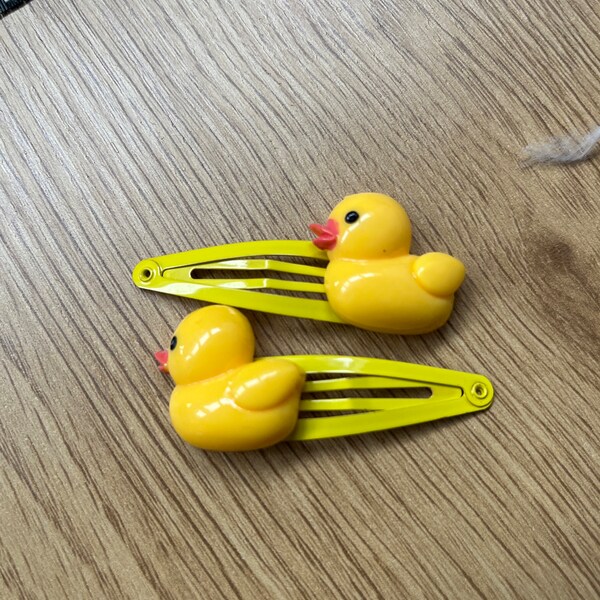 Apple Snap Hair Clips Pack of 2 Red - Etsy